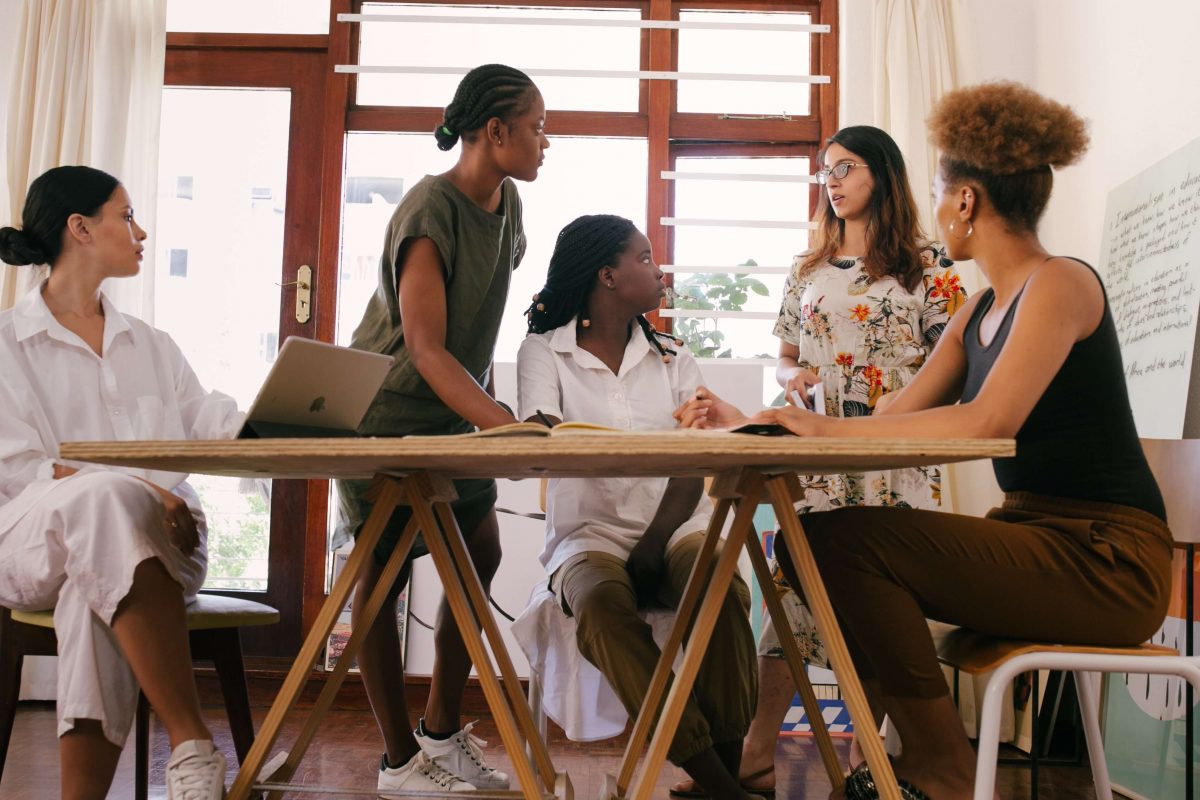 How to Improve Cross-Cultural Communication in the Workplace How to Improve Cross-Cultural Communication in the Workplace
